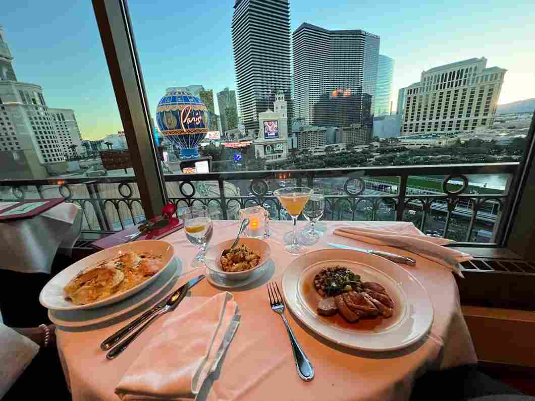 14 Most Unique Restaurants In Las Vegas (2026)