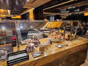 Wicked Spoon Buffet 2026: Prices, Menu, Hours & Is It Worth It?