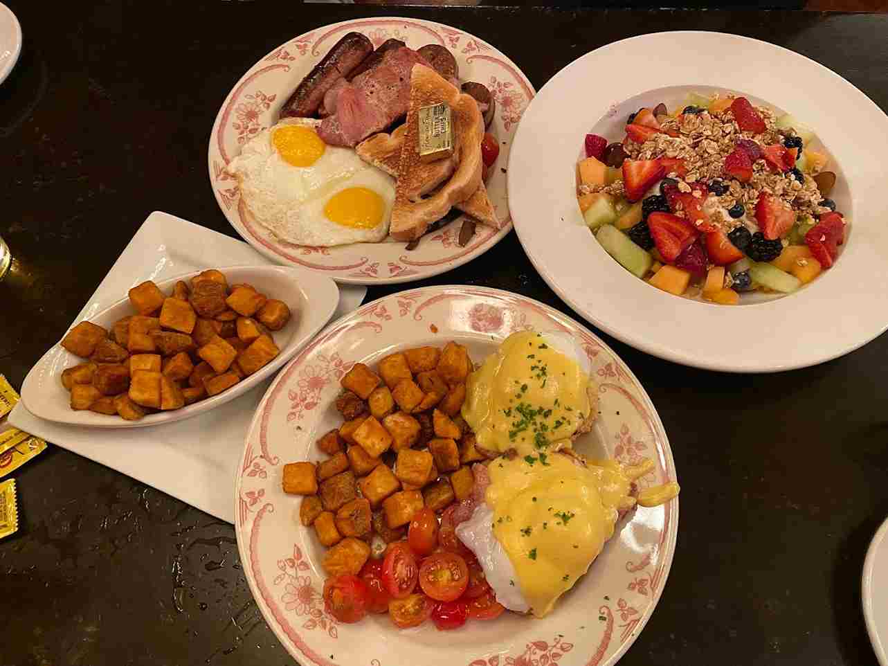 16 Must Try Best Breakfast In Las Vegas On The Strip (2025)