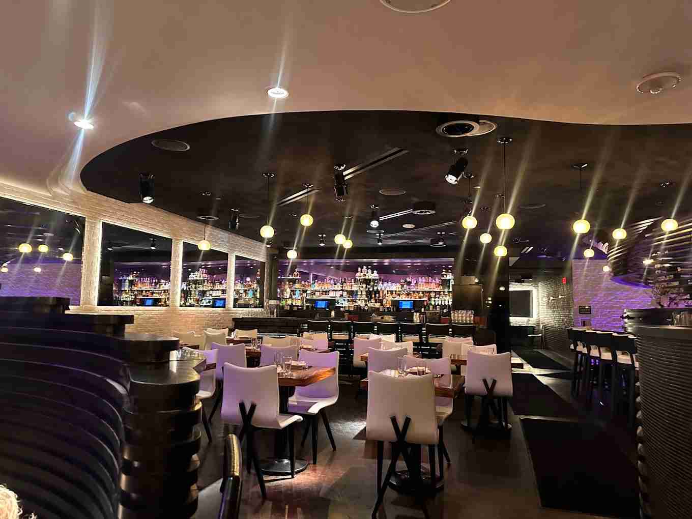 15 Best Cosmopolitan Las Vegas Restaurants Revealed (2026)