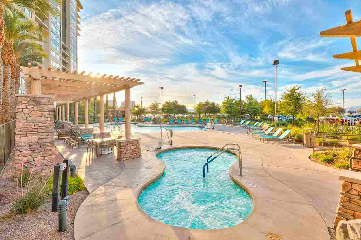 12 Best Las Vegas Hotels With Lazy River (2026)